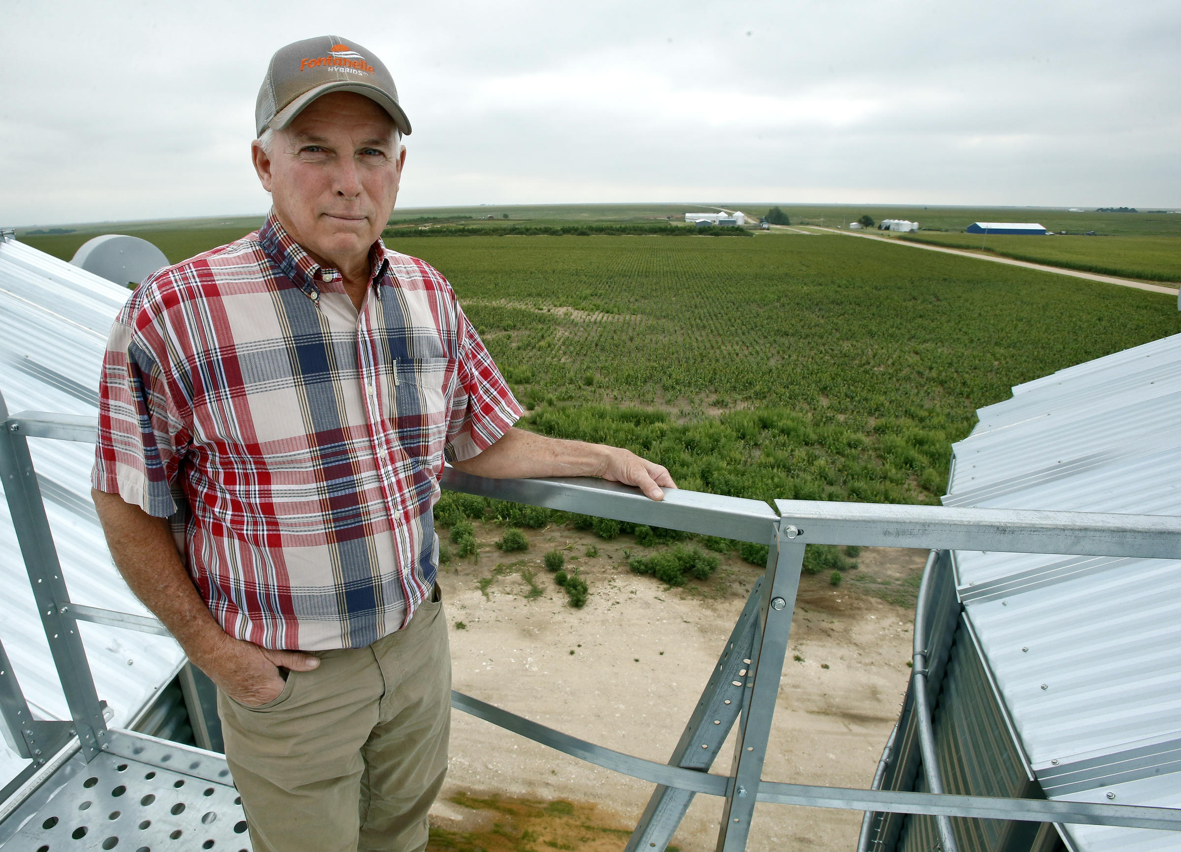 As Kansas farms get bigger, small towns struggle | News, Sports, Jobs ...